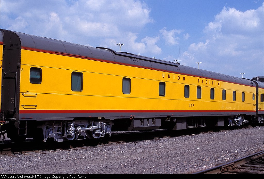 UPP 208, power car, at the UPs Proviso Yard